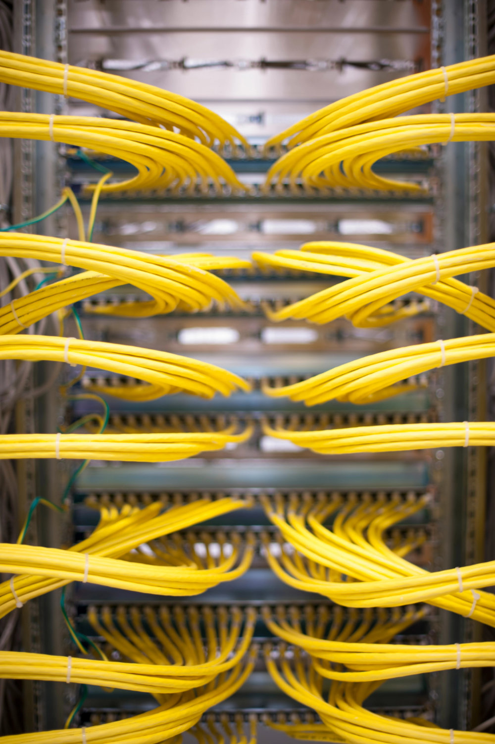 Fiber Optic Cabling & Network Integration | Streem Link Canada